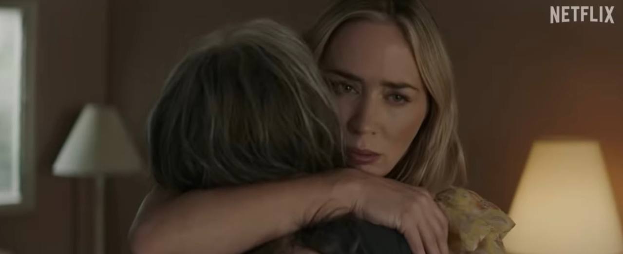 Посмотрите официальный трейлер фильма Криса Эванса и Эмили Блант «Pain Hustlers» | Womfire