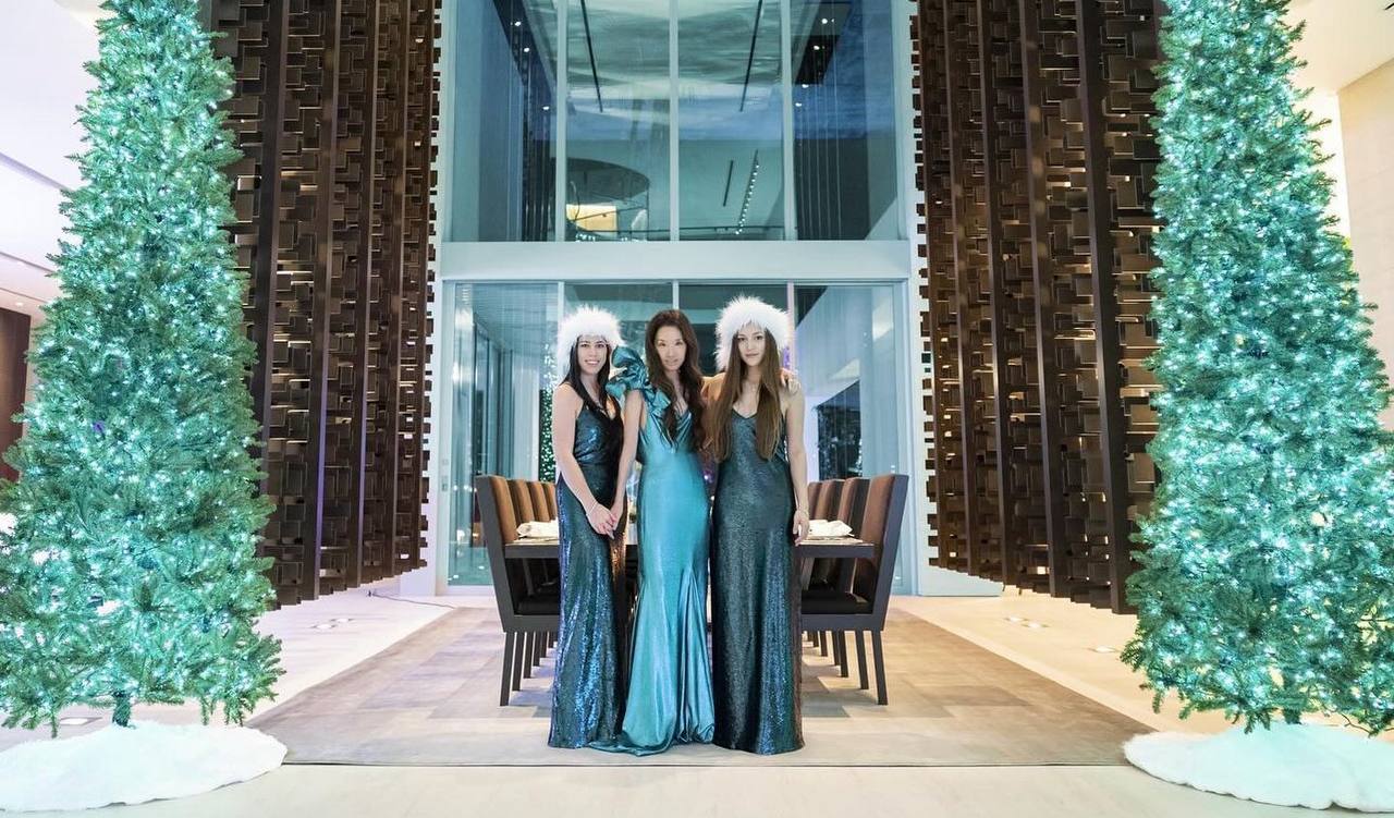 Новые фотографии 74-летней Веры Вонг шокируют | Womfire